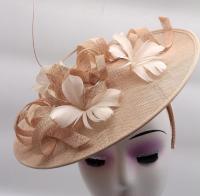 China Stylish Sinamay Base and Feather Church Hat for Four Seasons in Dobby Style for sale
