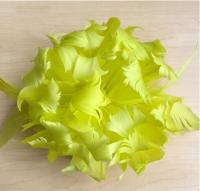 China 15*15 cm Curly Goose Feather Flower Mount with Wire Accessory Pattern Dyed for sale