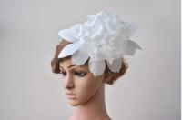 China 15*15 cm Curly Goose Feather Flower Mount with Wire Accessory Pattern Dyed for sale