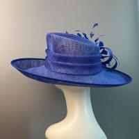 China Millinery Supplies Party Decoration Sinamay Base Hat With Feather for sale