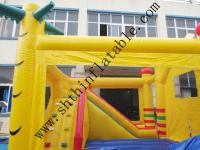 China Tong Huan 5x5m Inflatable Bounce Castle Jumping Castle 0.55mm PVC Tarpaulin 8+ Person CE Certified Blower for sale