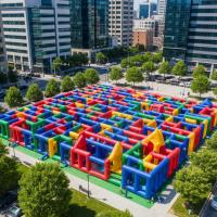 China Custom Inflatable Maze 10m x 8m Outdoor Team Challenge Game for Commercial Rental Events for sale