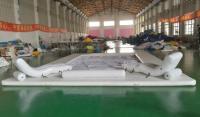 China Custom Inflatable Floating Swimming Pool with Net for Yacht Water Park 0.9mm PVC for sale