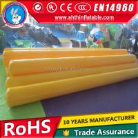China Inflatable Floating Cylinder Marker Buoy 2.5m Diameter Water Barrier Tube for Amusement Facilities for sale