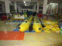 China Inflatable Water Banana Boat PVC 2-6 Person Custom Size Durable Flying Fish Towable Tube for sale