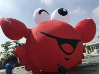 China Custom Inflatable Cartoon Crab Model 3m to 10m PVC Advertising Animal for Kids Fun for sale