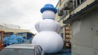 China Customized Outdoor Christmas Inflatable Snowman 4x4x6m for Holiday Decorations for sale