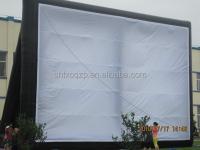 China Custom Inflatable Advertising Screen 0.55mm PVC Outdoor Movie Screen with Blower CE Certified for sale