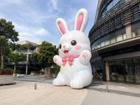 China Custom Giant Inflatable Cartoon Rabbit Model 3m Height for Event Decoration and Commercial Display for sale