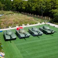 China Custom Inflatable Tank Decoy Training Target 6m Replica Armored Vehicle Simulation Display Model for sale