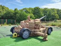 China Custom Inflatable Artillery Decoy with Camouflage Printing and Dual Barrel Replica Structure for Training Display Outdoor Drill Exhibition and Scenario Layout Projects for sale