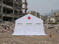 China Custom Emergency Inflatable Tent with Large Entrance and Flexible Layout for Field Hospitals Relief Programs and Events for sale