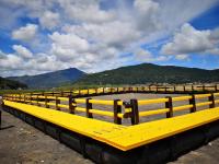 China HDPE Square Floating Fish Farming Cages - 15+ Year Lifespan, 12-Grade Typhoon Resistance for Aquaculture for sale