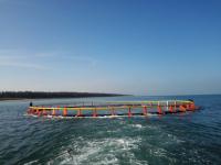 China HDPE Floating Fish Farming Cage 250cm x 110cm x 6.8cm with 15+ Year Lifespan and Grade 12 Typhoon Resistance for sale