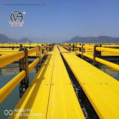 China HDPE Leisure Net Cage for Deep Sea Fish Farming - 160m Circumference, 15+ Year Lifespan, Typhoon Resistant for sale
