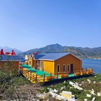 China HDPE Eco-Friendly Water Floating Platform 80m-300m Circumference for Landscape Tourism for sale