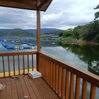 China HDPE Eco-Friendly Water Floating Platform 80m-300m Circumference for Landscape Tourism for sale