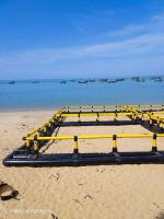 China Anti-Wave HDPE Fish Cage 200mm Float Pipe 6m Wave Height Square Aquaculture Cage for sale