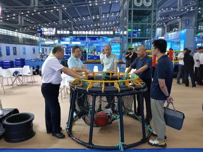 China Optimized double pipe PE fish cage enables high-density tilapia farming with safe stocking density of 30kg/m³ for sale