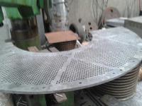 China Long Service Life Fiber Separator Machine Stainless Steel Screen Plate For Pulp Making for sale
