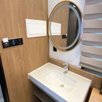China 1 2 4 3 Bed Flat Pack Container Homes for sale