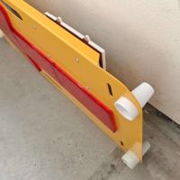 China Manual Control LED Arrow Board Portable Traffic Signs for sale