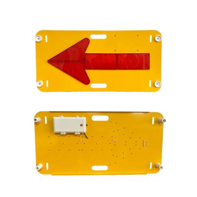 China Customizable Visual Directional Sign Board with Strobe Mode and DC12V/24V Voltage for sale