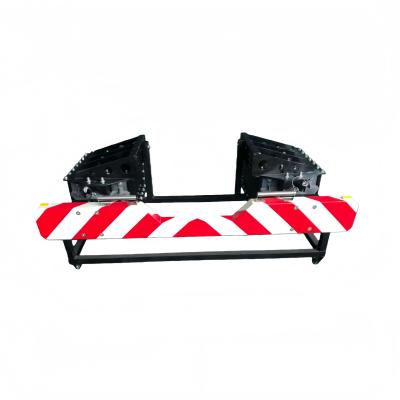 China Iron Anti-Impact Truck Mounted Attenuator with 100+ cm Height and 70-80 cm Vehicle Compatibility for Road Safety for sale