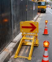 China Anti Collision Buffer Vehicle Security Barriers Friction Increases for sale