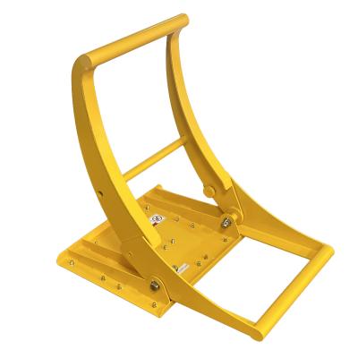 China Aluminum Rubber Sheet Mobile Vehicle Barrier 13.4kg with 1.4m Expanded Width for Anti-Ramming Security for sale