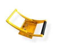 China Yellow Aluminum Rubber Sheet Portable Vehicle Barricade with Foldable Design and Electrostatic Spraying for Low Speed Roads for sale