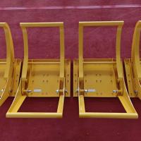 China 13.4kg Lightweight Foldable Portable Vehicle Barricades with Anti-Slip Rubber Pads for Traffic Management for sale