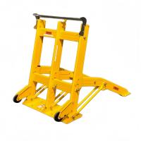 China 25kg Lightweight Foldable Vehicle Barrier with Electrostatic Spraying for Construction Safety for sale