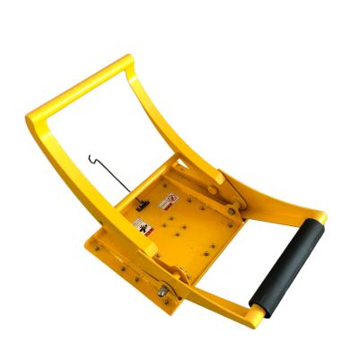 China 13.4kg Lightweight Foldable Vehicle Security Barrier with Electrostatic Powder Coating for Crash Protection for sale