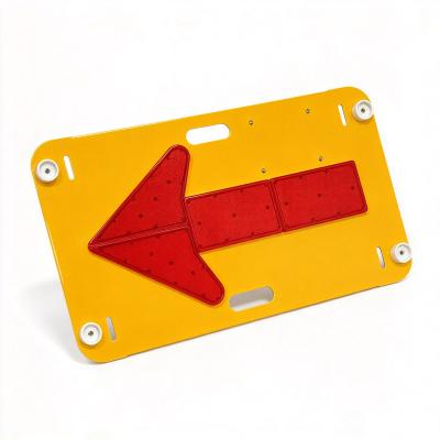 China Weather Resistant LED Arrow Board and LED Arrow Sign Board with Full Aluminum Construction and Anti Rust Coating for Outdoor Use for sale