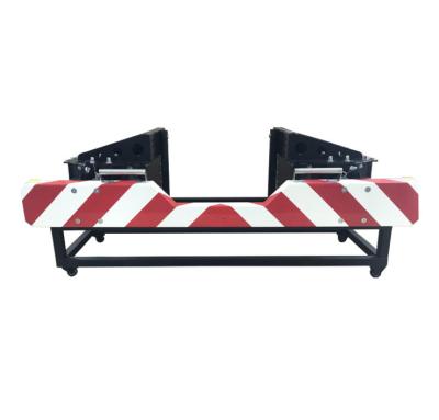 China 3M Reflective Film Iron Highway Impact Attenuator 1800mm Width 80km/h Collision Protection for Trucks for sale
