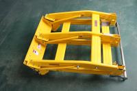 China 25kg Mobile Anti-Collision Road Safety Barrier - Stops 4-Ton Vehicles at 60 km/h Within 8.7 Meters for sale