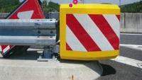 China HSK 80 Highway Crash Cushion System 1012mm Width 2800mm Length for Intersection Safety for sale