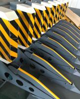 China Aluminum Alloy Road Traffic Barrier 1144mm Height with Energy Absorption Units for Vehicle Impact Control for sale