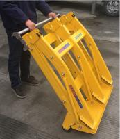 China RAL 1004 Portable Vehicle Barricade with 40-60 KM/H Impact Rating and Wheel Mobility for Work Zone Safety for sale