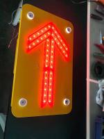 China 800x400mm ISO9001 LED Arrow Sign Board with Rechargeable Battery and 3 Lighting Modes for Road Construction Safety for sale