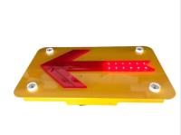 China Traffic Arrangement Flashing LED Arrow Board Plastic Spraying for sale