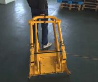 China 20Kg Folding Parking Anti Ram Vehicle Barriers Rubber Plate for sale