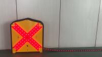 China Cross Line LED Dynamic Flashing LED Arrow Board 7kg Weight for sale