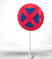 China Waterproof No Access Sign Direct Current LED Arrow Board 2000mm Height for sale