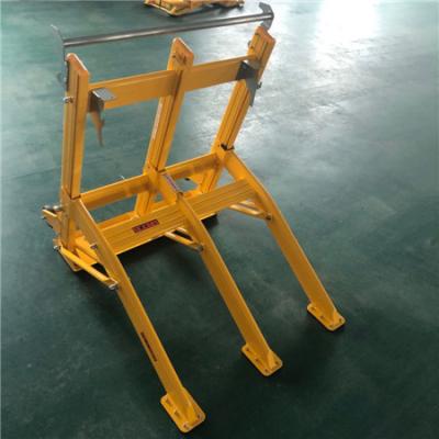 China 25kg Foldable Portable Vehicle Barricade with Electrostatic Spraying for Anti-Collision Safety for sale