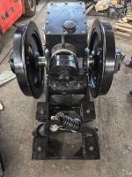 China 12 Ton Traveling Device Mining Locomotive Wheel Set Leaf Spring Suspension Integrated Gearbox for sale
