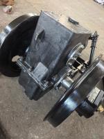 China 12 Ton Traveling Device Mining Locomotive Wheel Set Leaf Spring Suspension Integrated Gearbox for sale