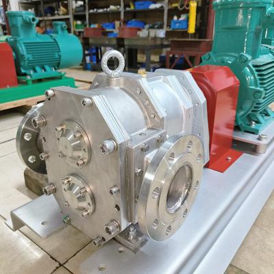 China Petrochemical Wastewater Lifting Rubber Rotor Rotary Lobe Pump for sale