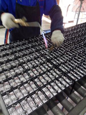 China Sealed Rechargeable Inverter Batteries  Black 6FM4.5 High  Discharge Rate for sale